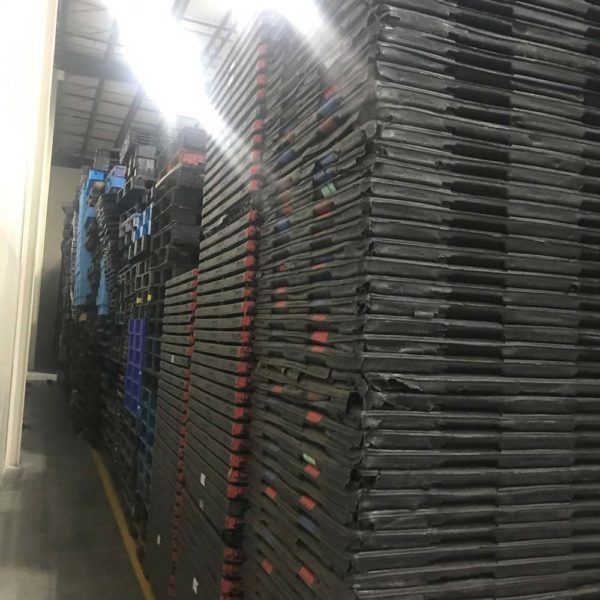 Plastic Pallet ♻ Recycling - Scrap Management Inc